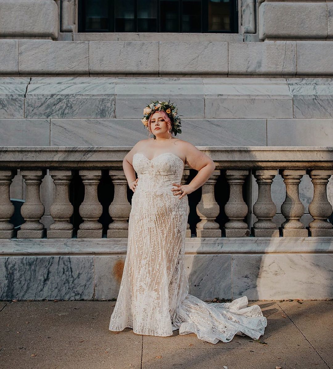 37 Best Plus Size Wedding Dresses for Flattering Curvy Brides