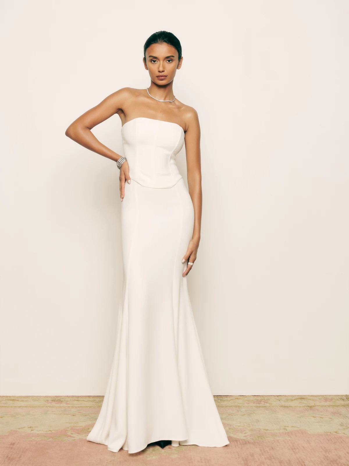 39 Best Simple Wedding Dresses for a Stunning Bridal Look