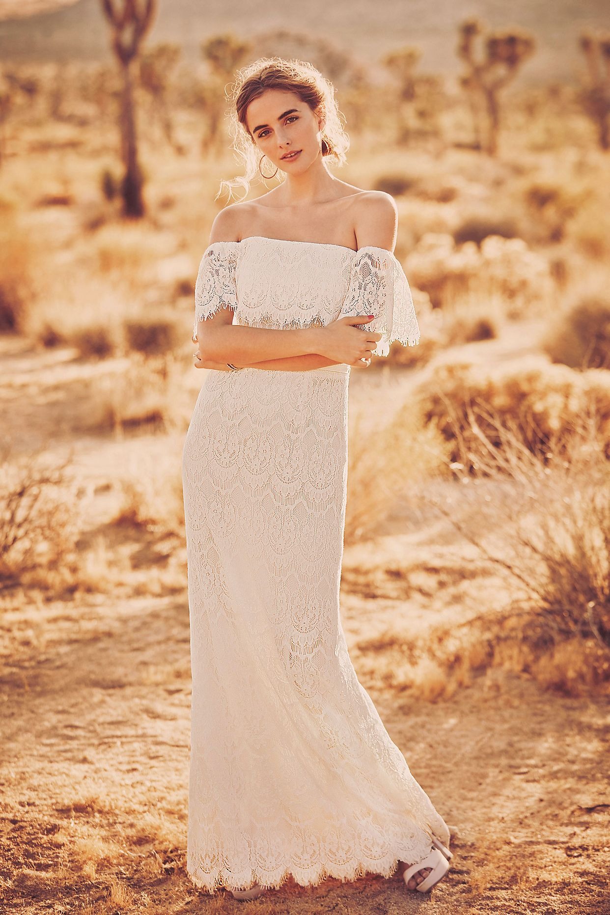 35 Best Beach Wedding Dresses for Oceanside Vows
