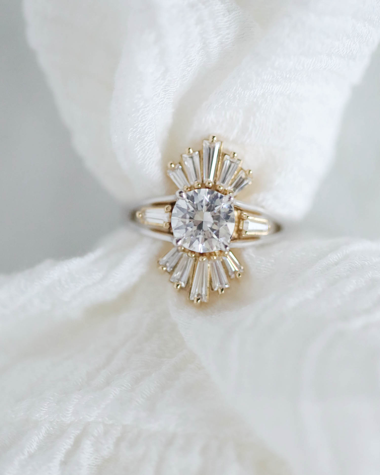 31 Cluster Engagement Rings We’re Obsessing Over
