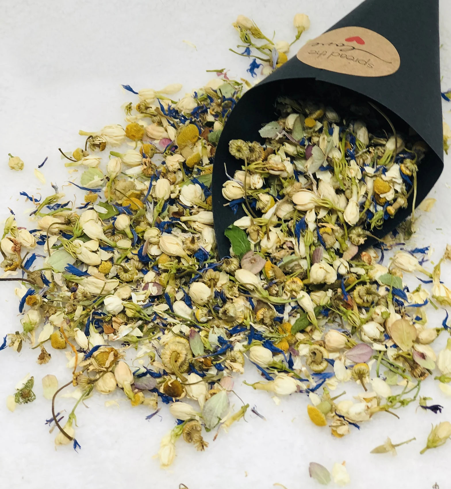 Biodegradable Confetti For Your Wedding - Green Wedding Shoes