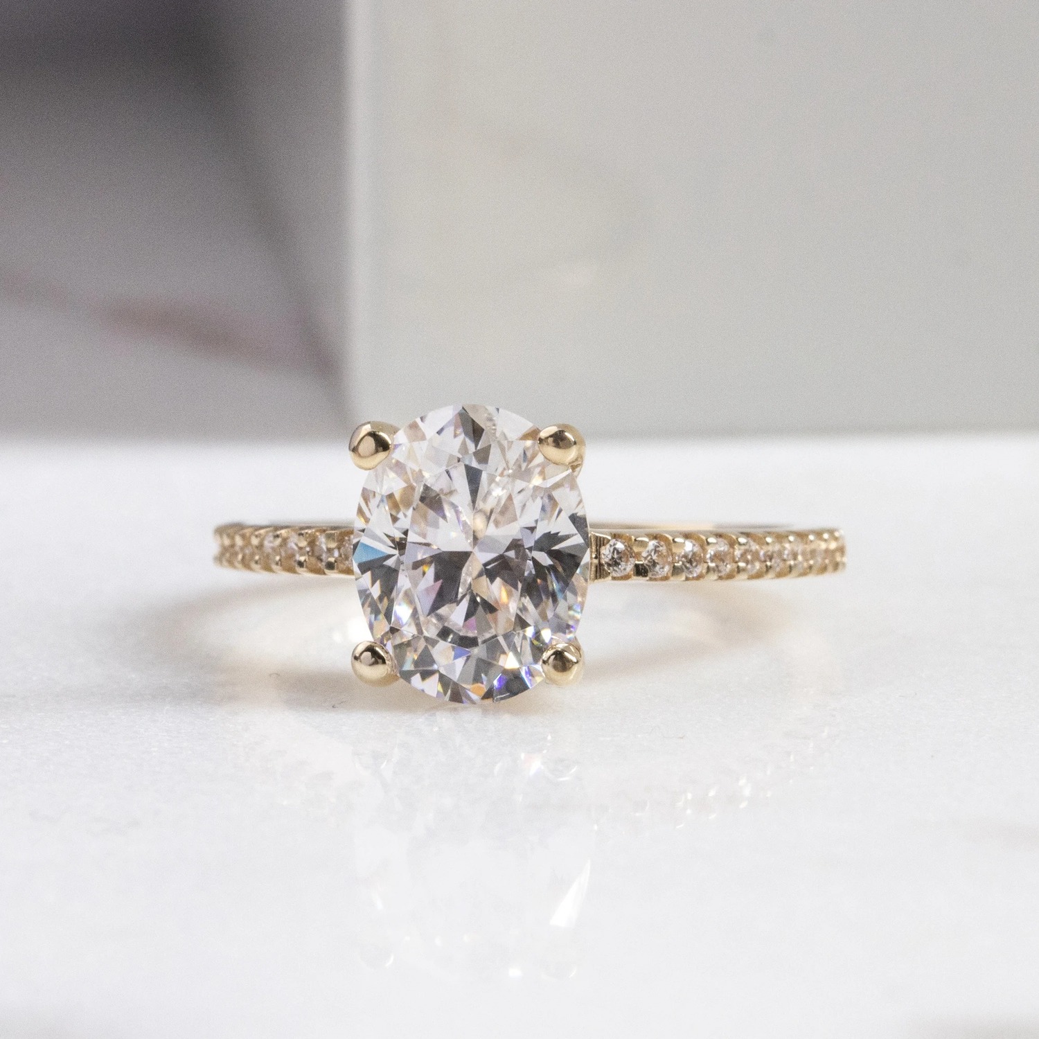 35 Best Oval Engagement Rings + Ultimate Guide to Oval Rings