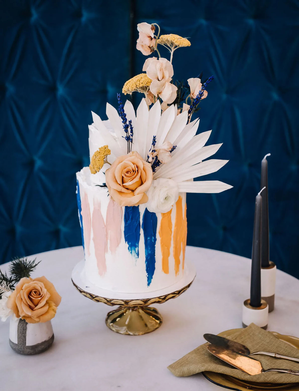 Best Wedding Cake Toppers for the Perfect Finishing Touch