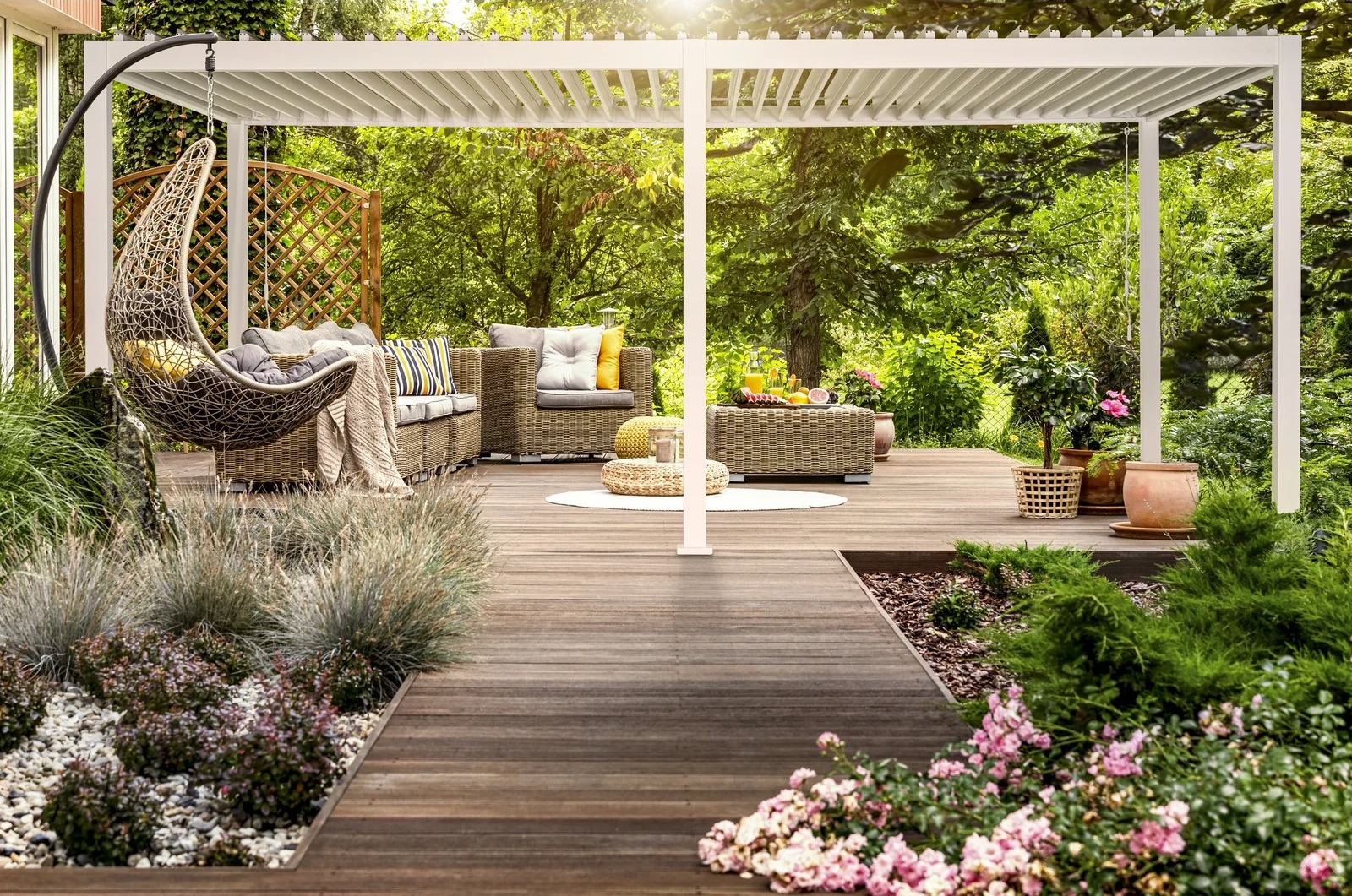 Best Backyard Ideas - Dreamy Landscaping and Garden Inspiration