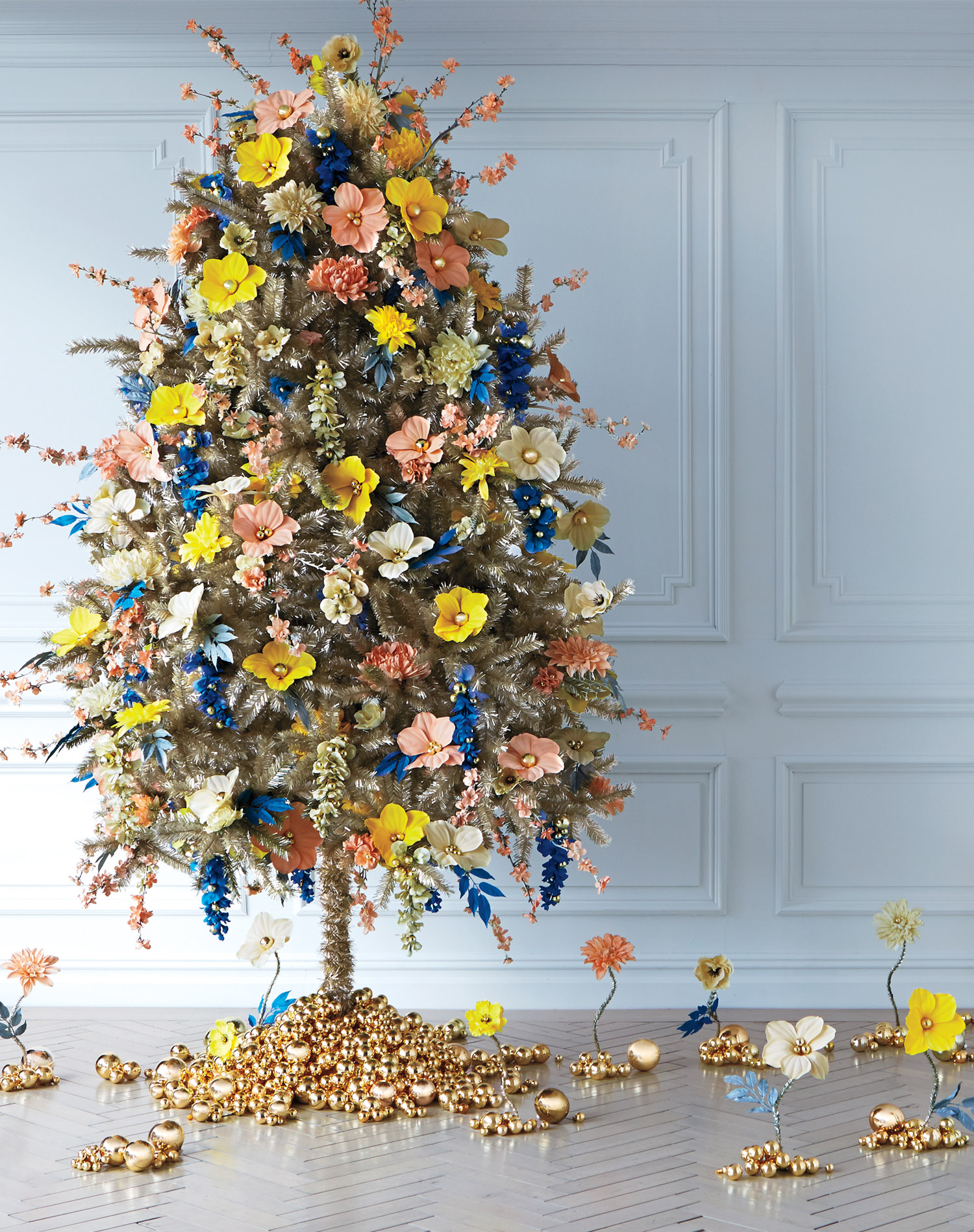 18 Flower + Pampas Grass Christmas Trees We’re Obsessed With