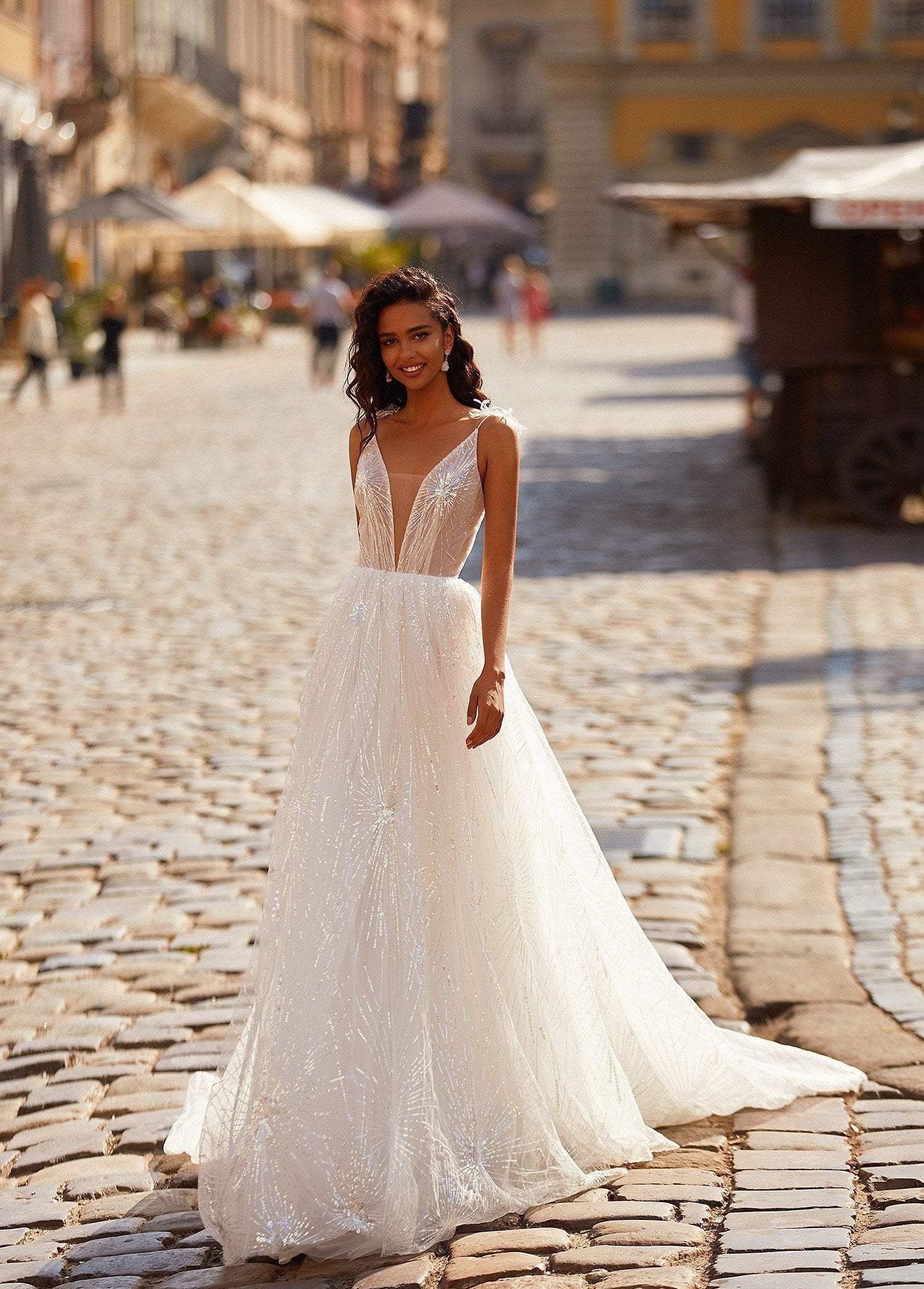 33 Best Affordable Wedding Dresses That Are Beyond 60 Off