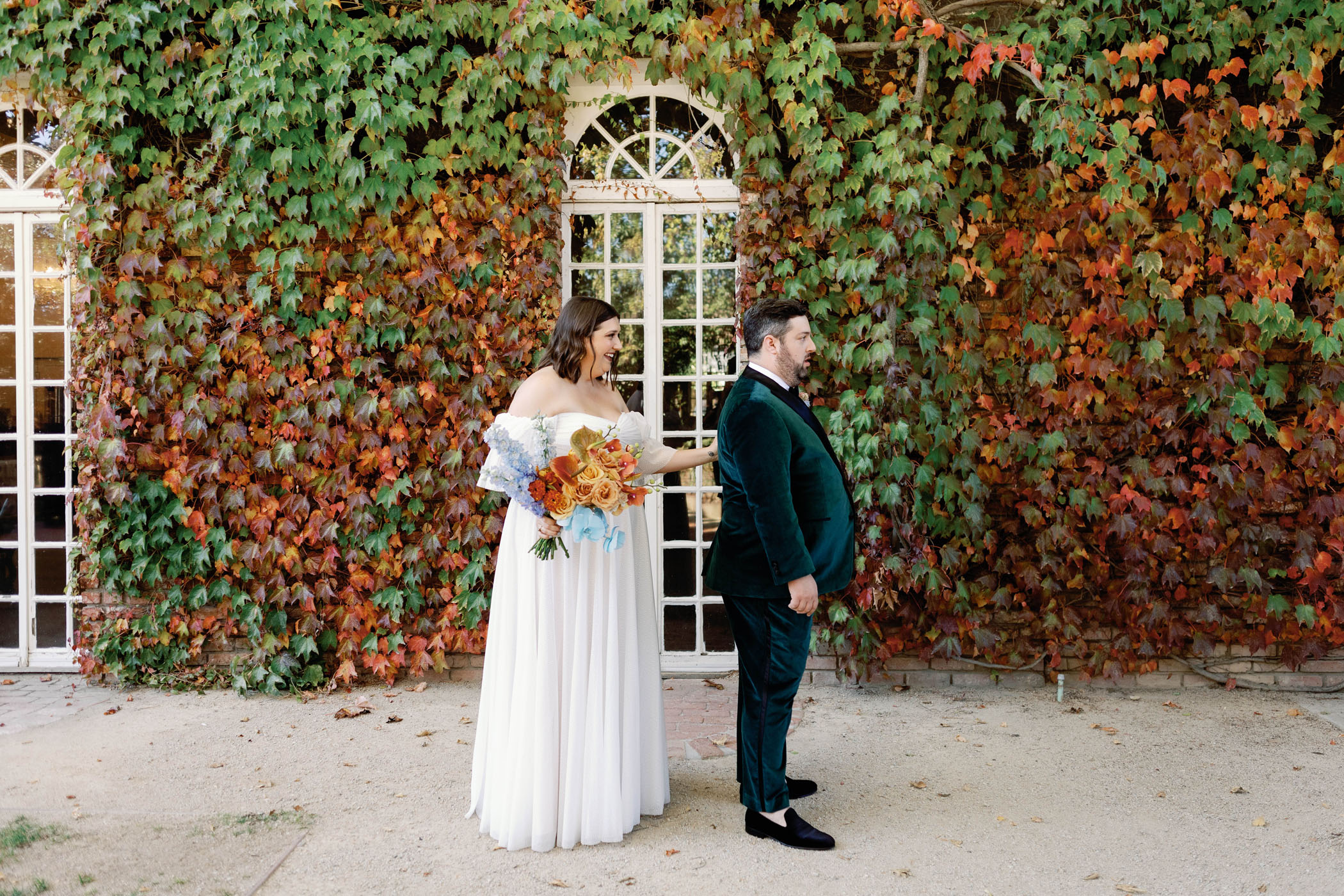 A "Funky Formal" Wedding Full of Color in Los Alamos, California