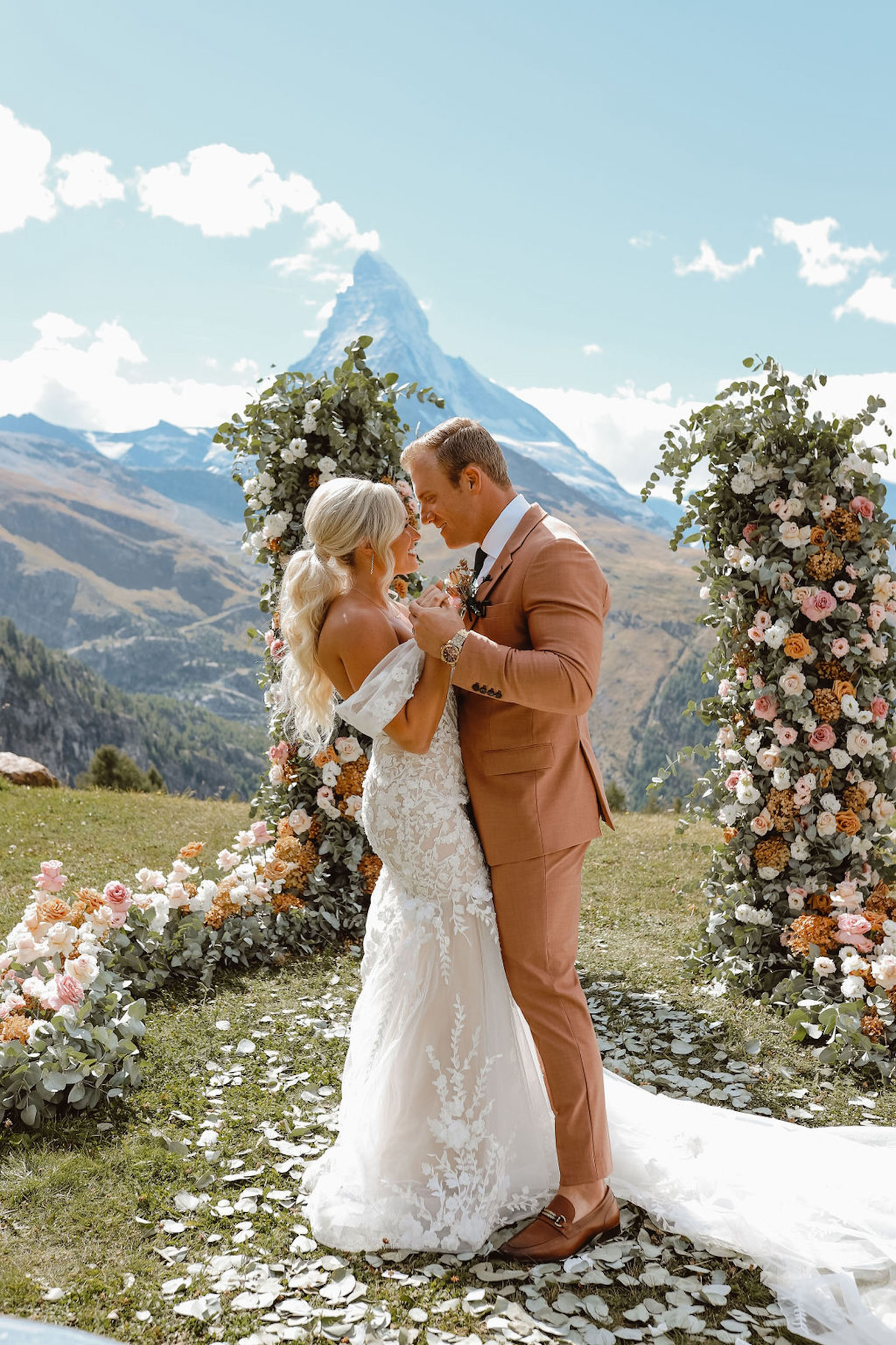 This Stunning Elopement in the Swiss Alps Was a Destination Dream Come True