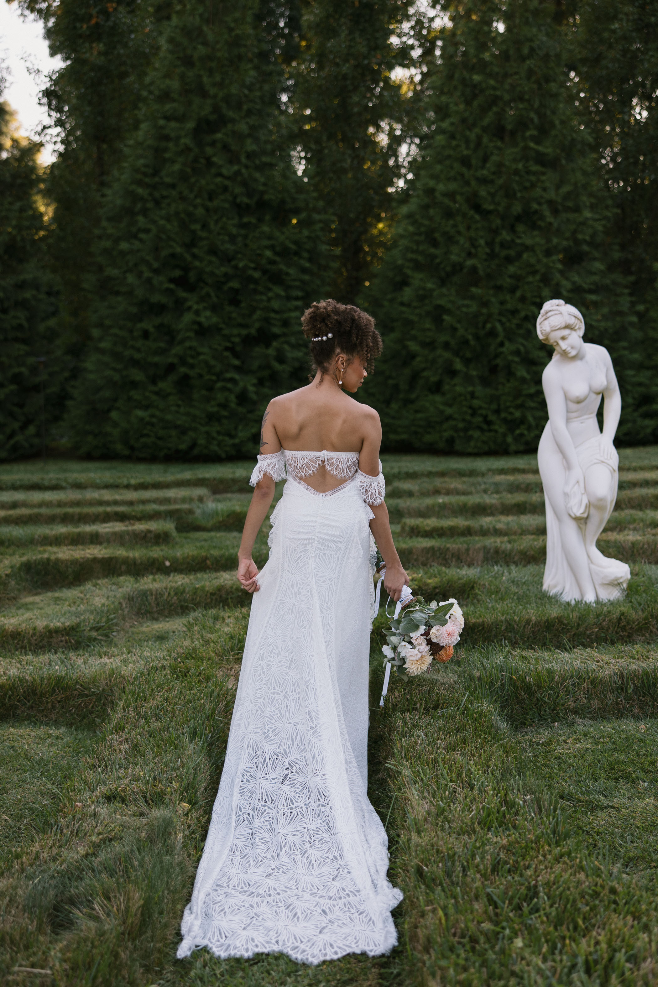 The Bride Was Barefoot For This Free-Spirited Fall Wedding