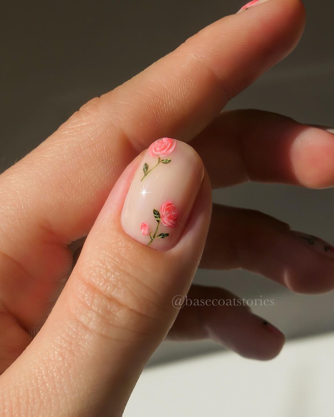 33 Elegant Flower Nail Designs From Simple to Intricate Florals