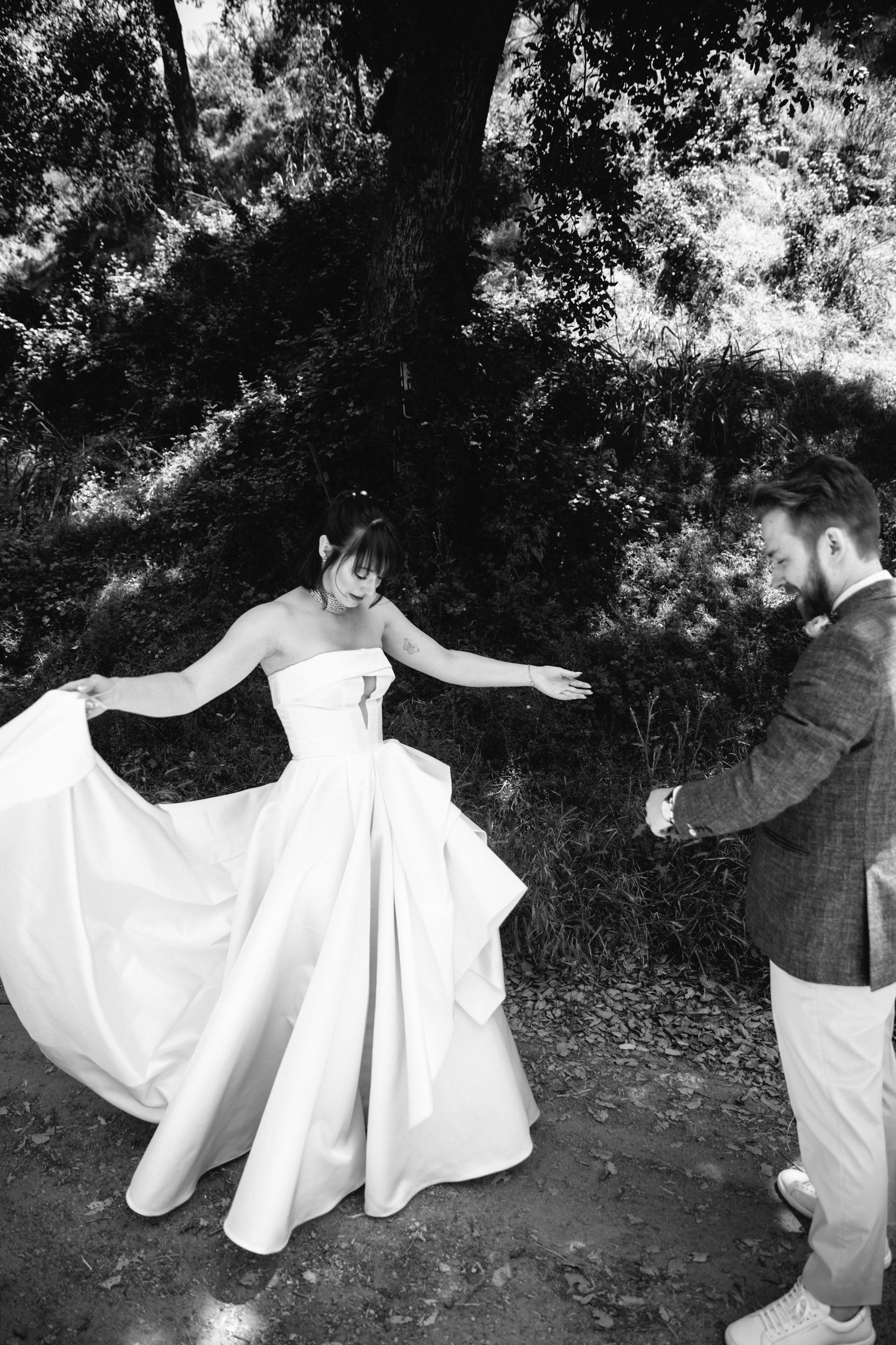 A Whimsical Fantasy Wedding Inspired By "The Lord of The Rings" + "The ...