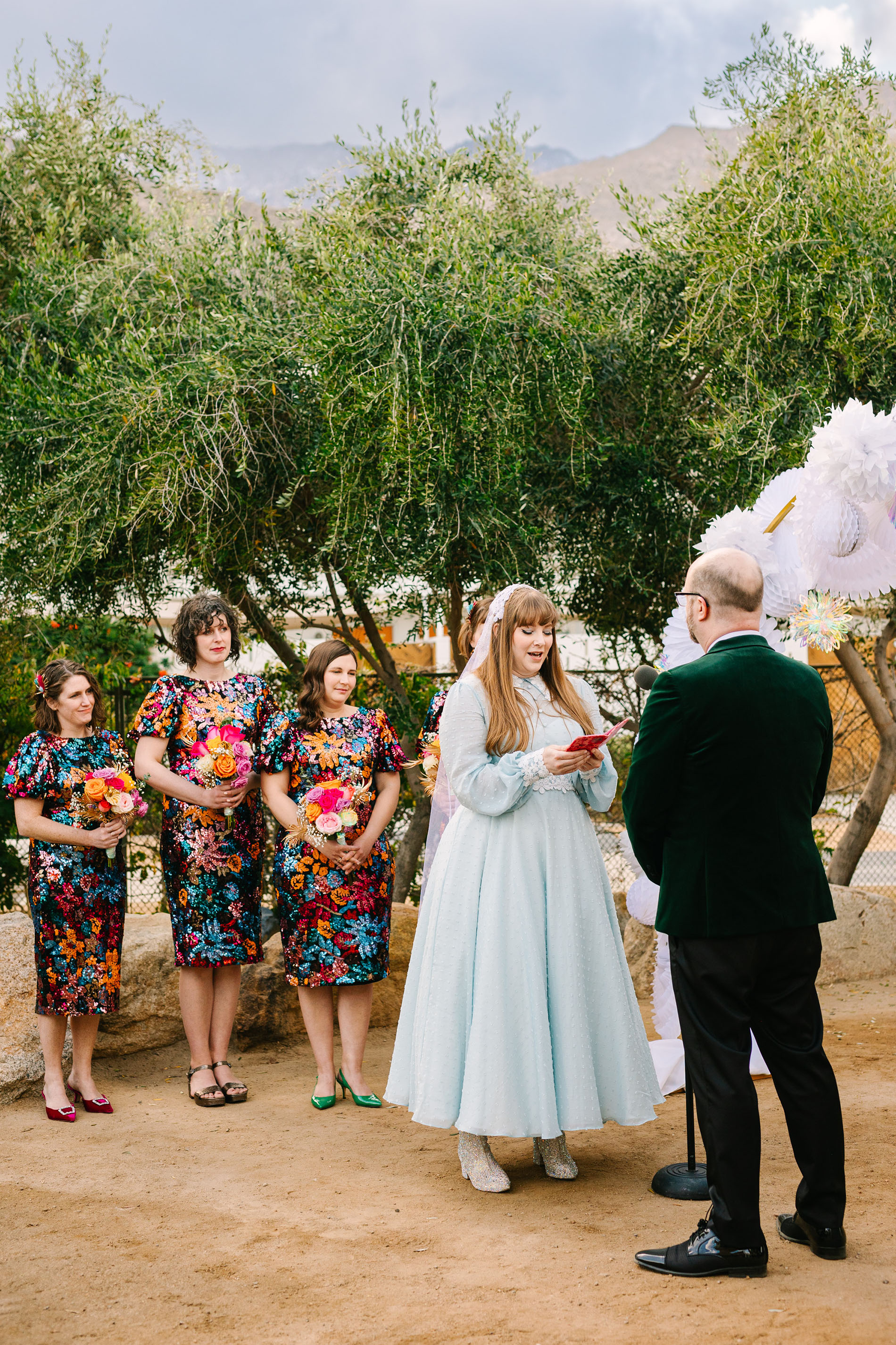 How to Write Your Wedding Vows: Free Template Outline + Examples