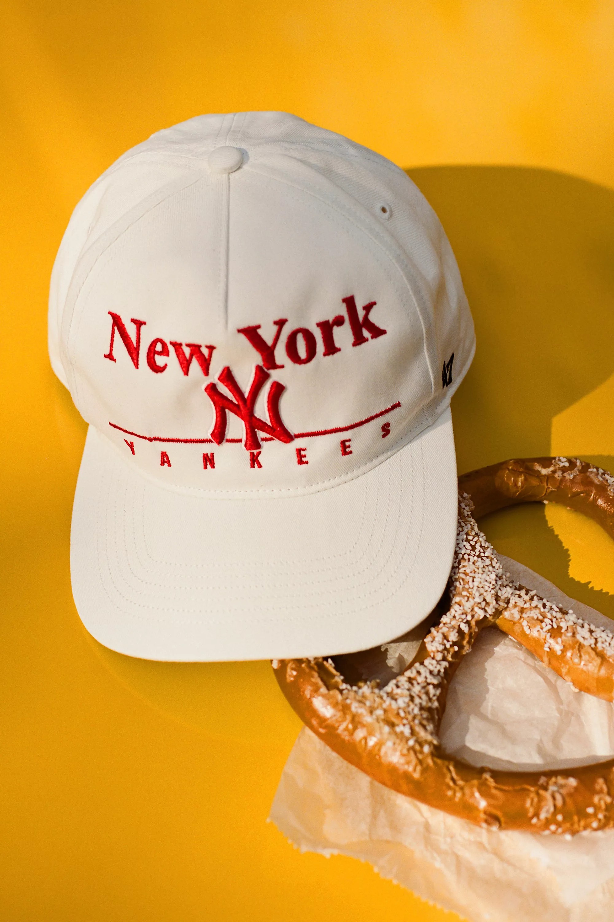 What To Wear To A Baseball Game - Attire Ideas Guide + 5 Cute Outfits ...