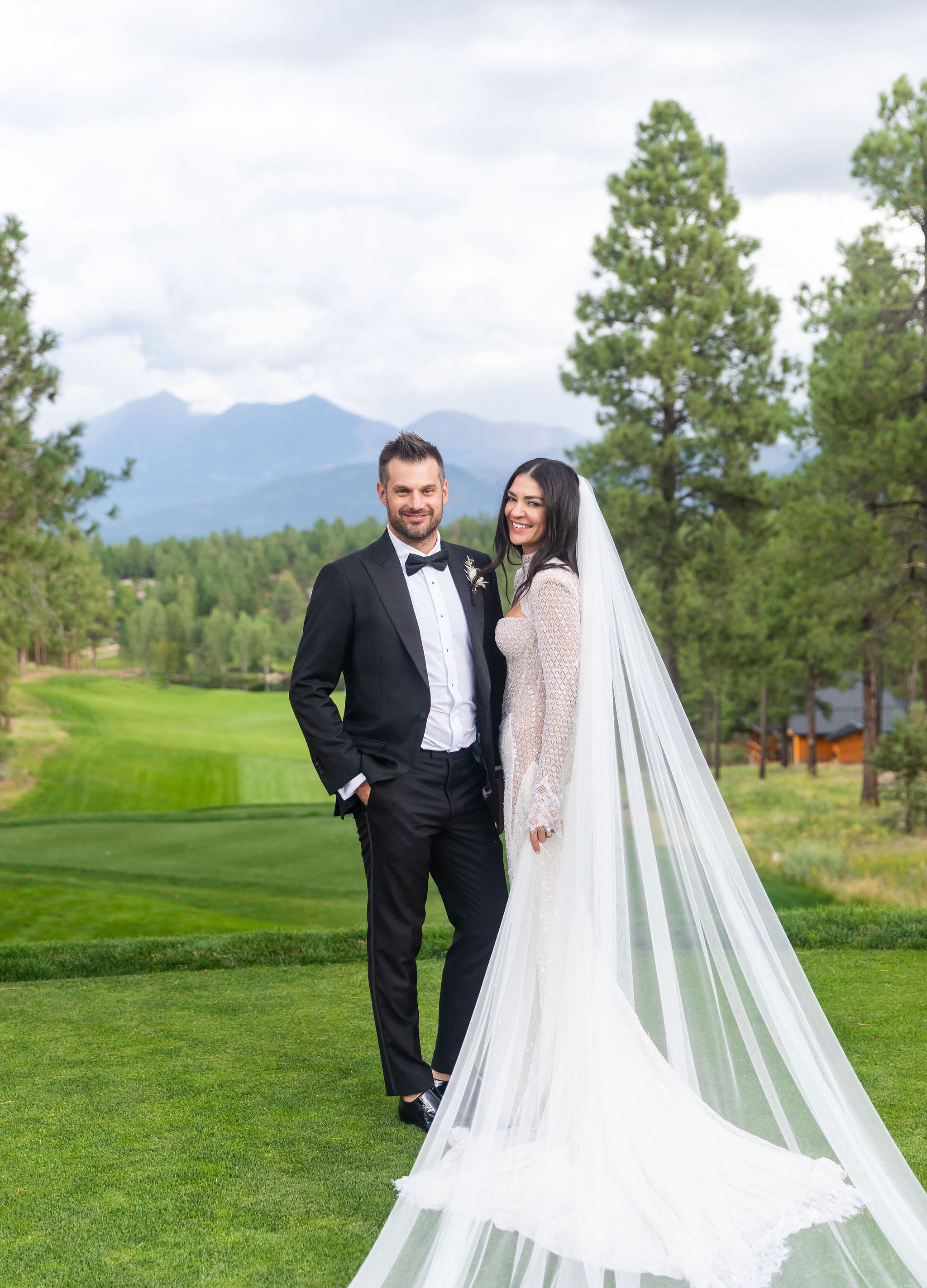 Actress Jessica Szohr Marries Brad Richardson in Dreamy Arizona Wedding