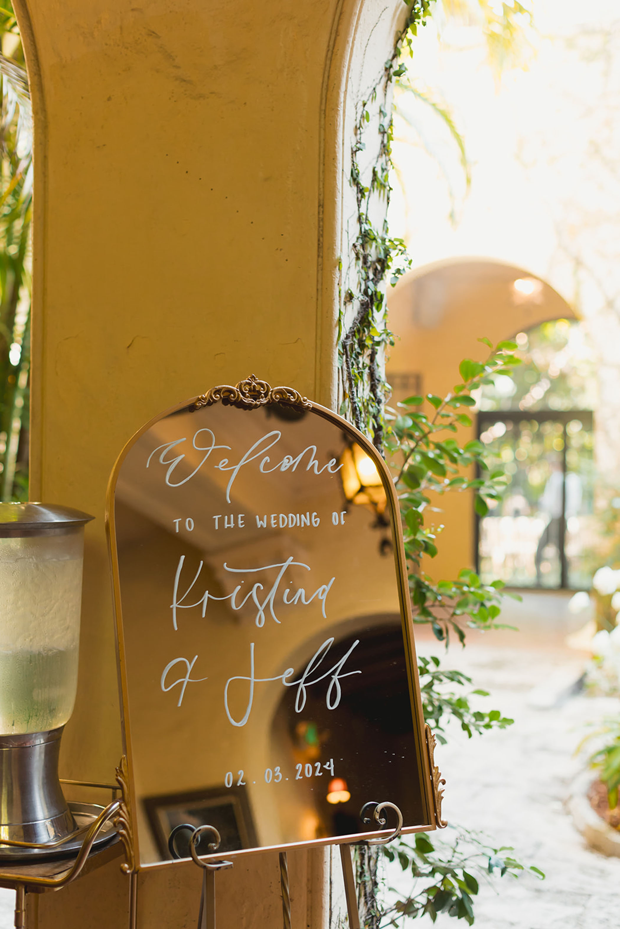 This Intimate + Elevated Destination Wedding in Miami Had a Runway ...