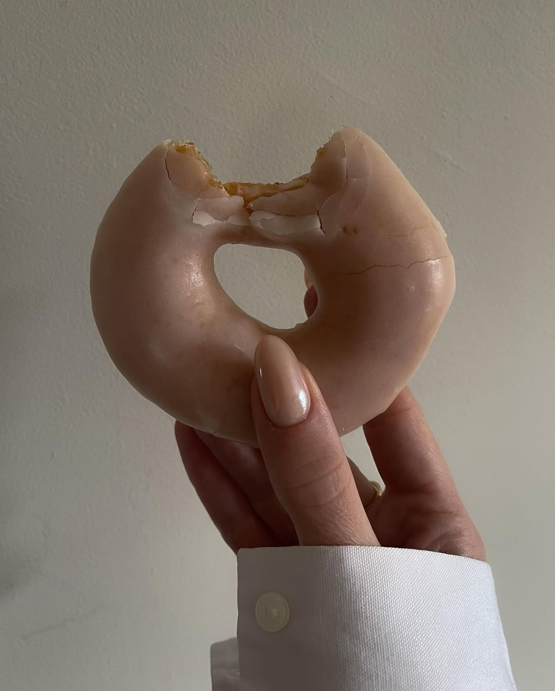 The Complete Guide To Glazed Donut Nails - Trend Inspo + DIY Manicure Tips