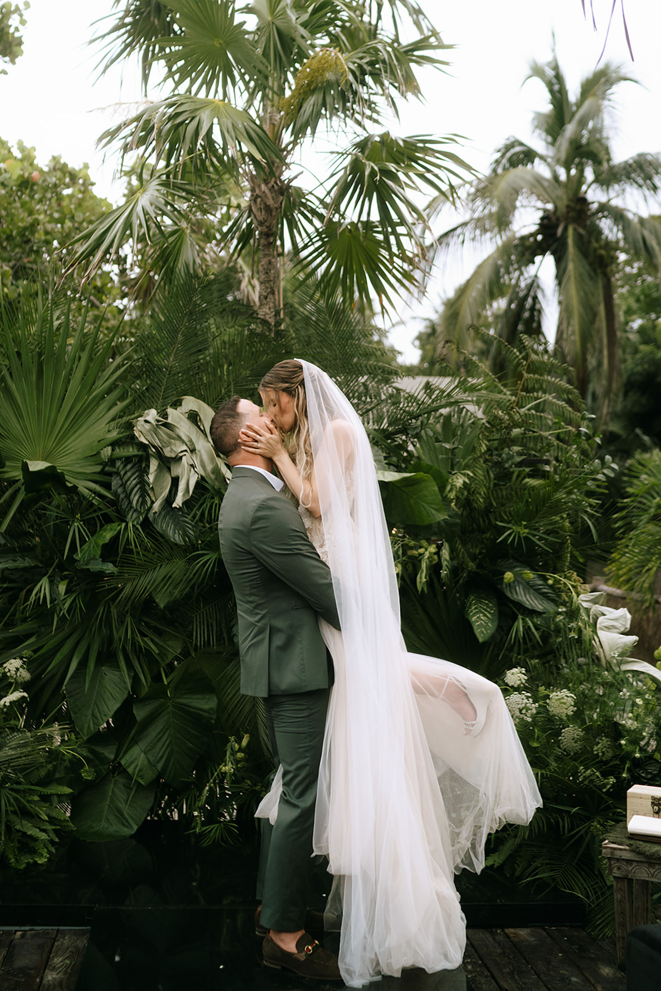 Wonderfully Wild Wedding in Tulum was an Earthy Modern Masterpiece