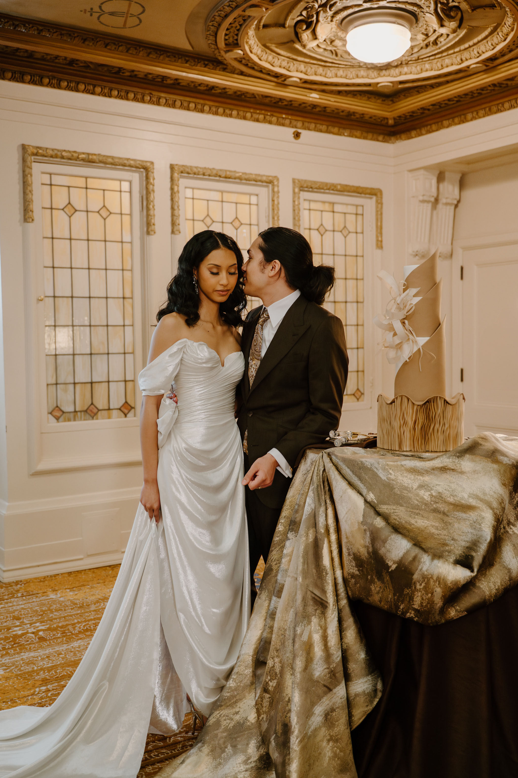 This Schiaparelli-Inspired Wedding Was All Earth Tones + Offbeat Elegance