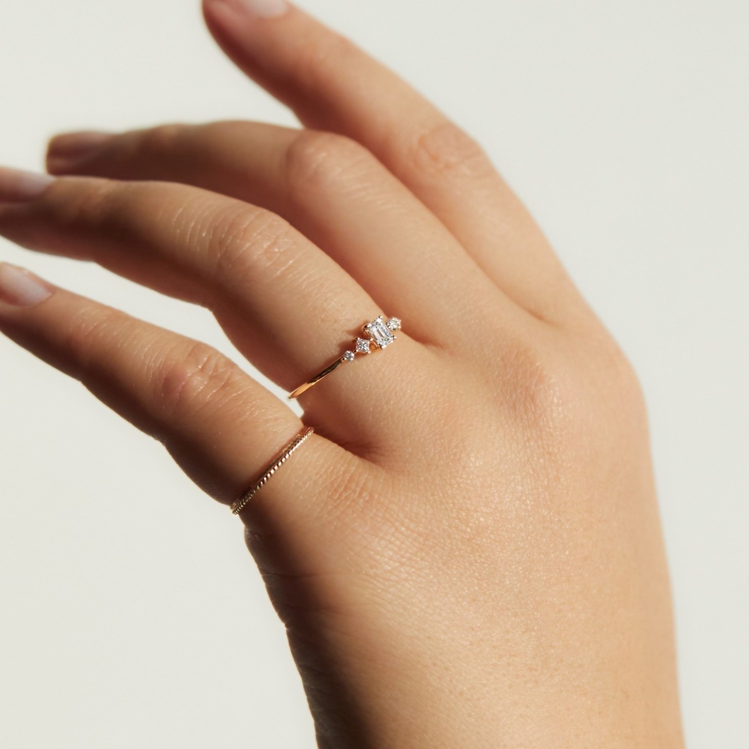 The 37 Prettiest Affordable Engagement Rings Under 1000