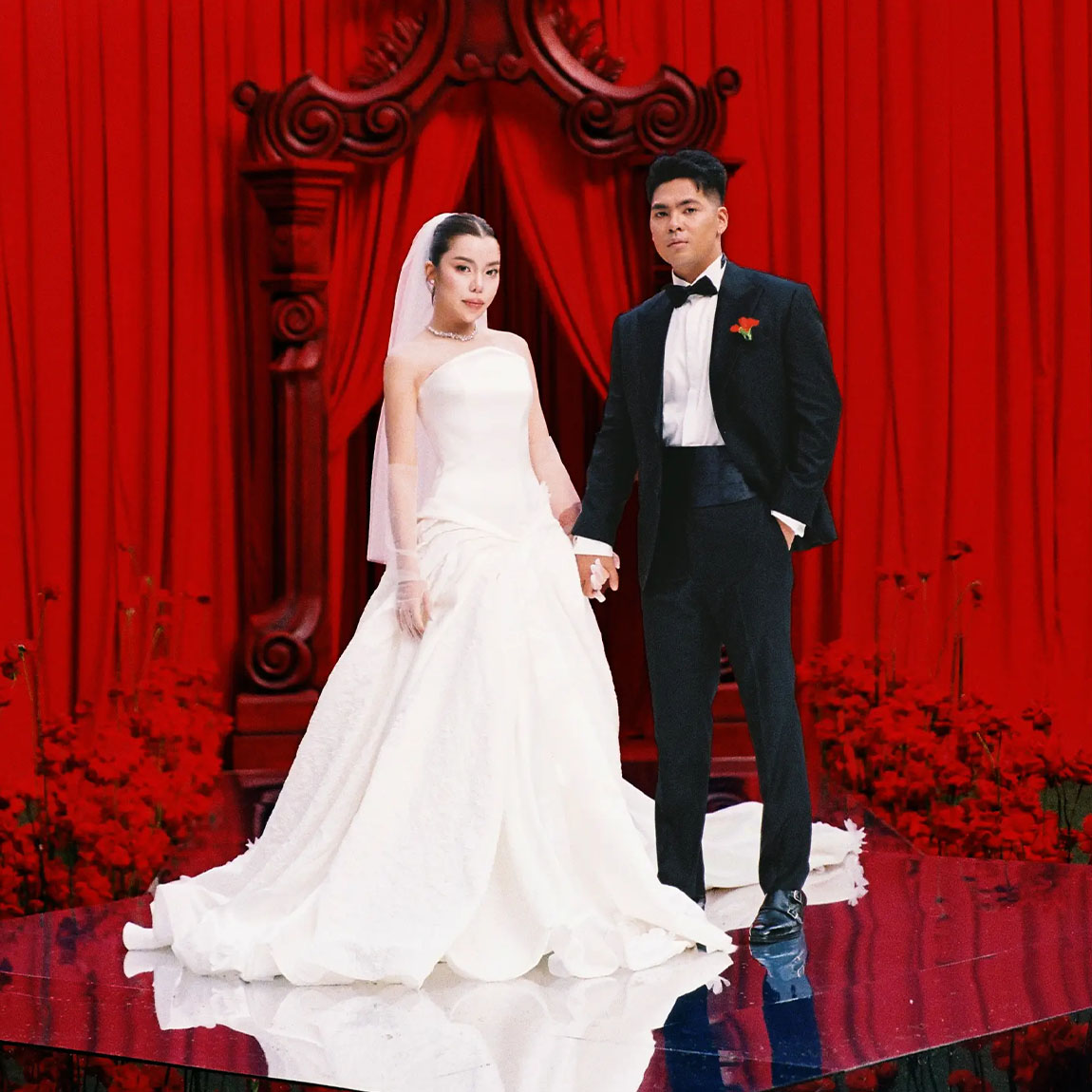 This All Red Wedding with a Mirrored Aisle was Delightfully Different